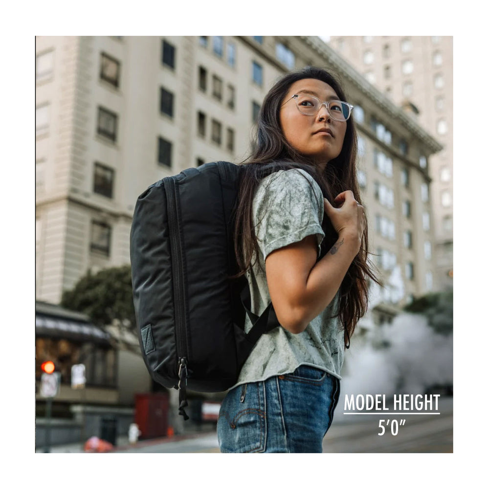 Civic Panel Loader 16L CPL16 by EVERGOODS | The Bag Creature