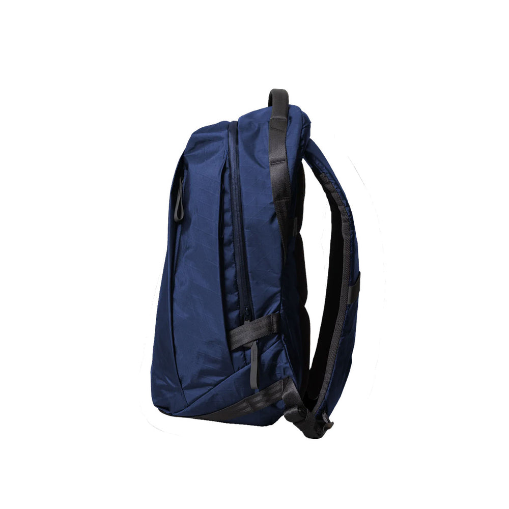 Able Carry Daily Plus | The Bag Creature